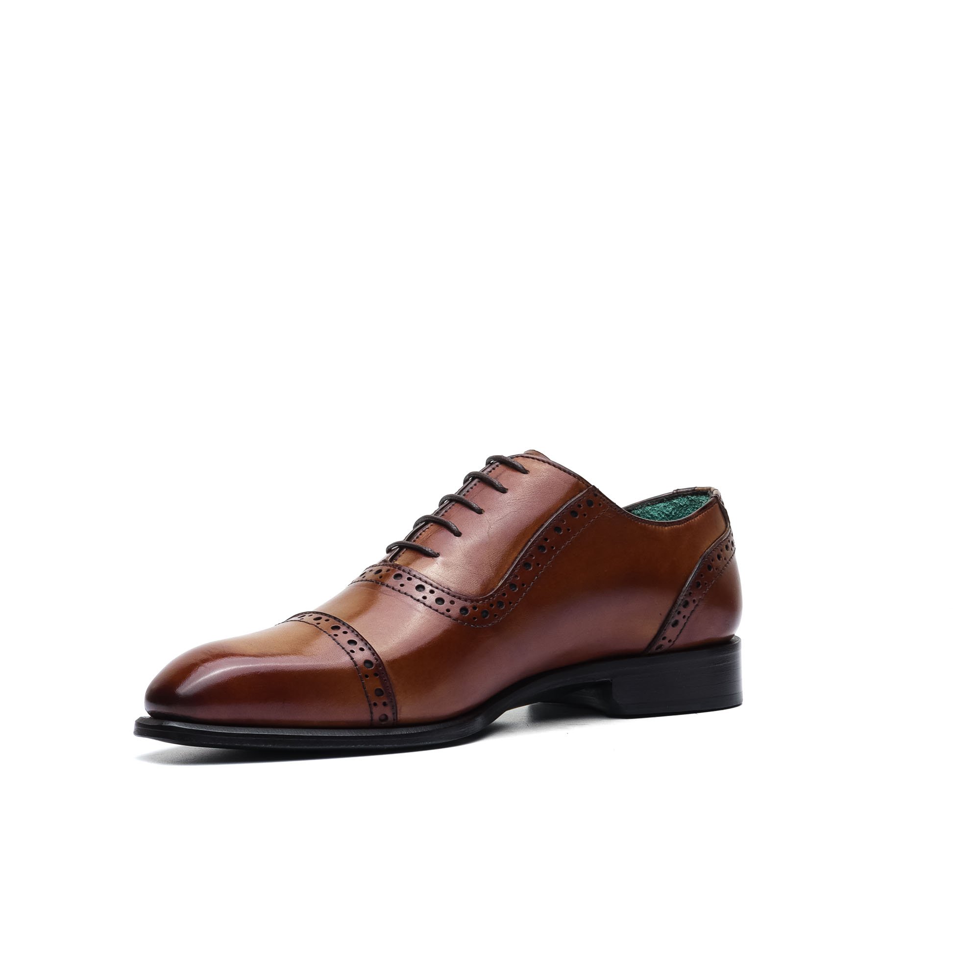 Oxford Brogue Design with Tip Online | Andrea Nobile